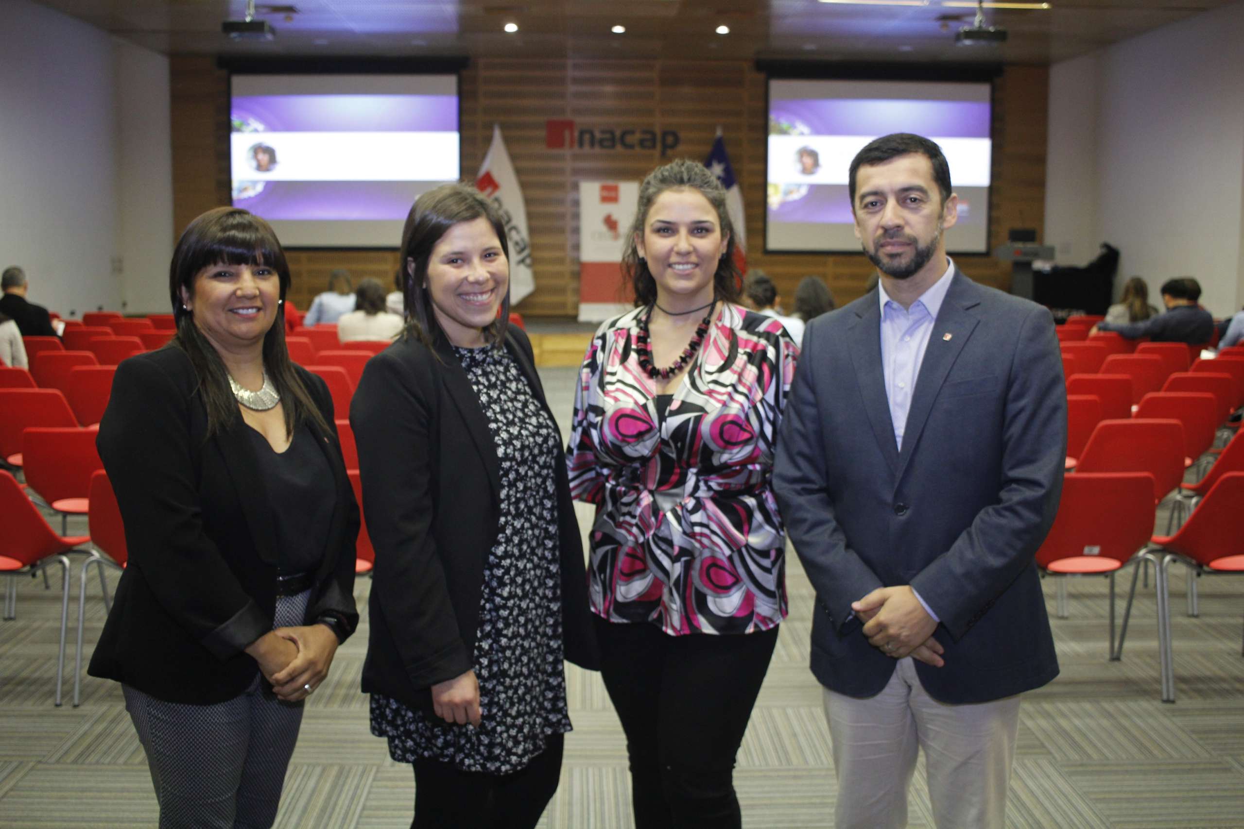 Carol Aravena, Francisca Cabezas, Katalin Tausch, Iván Caro – La Discusión